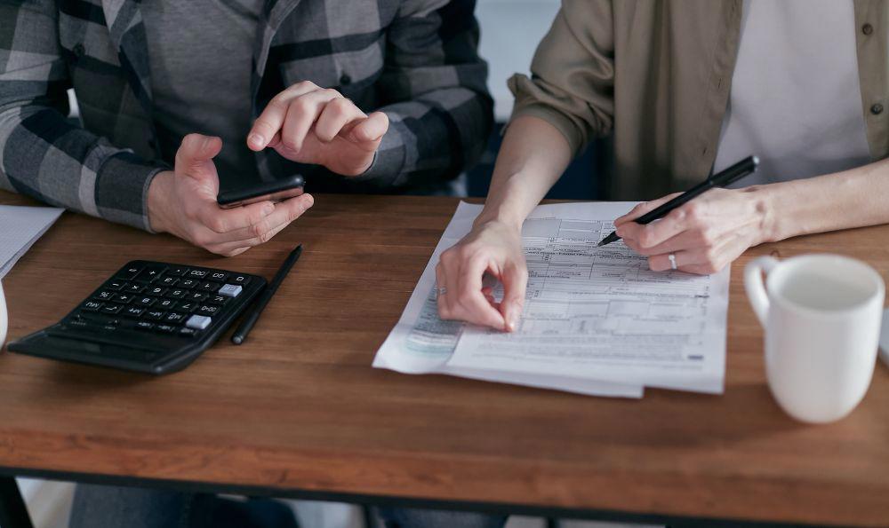 Helping our tenant with Universal Credit - Midland Heart